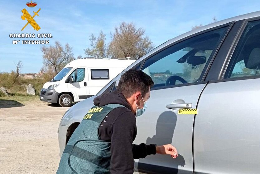 Tres Detenidos Como Presuntos Autores De Más De Una Veintena De Robos